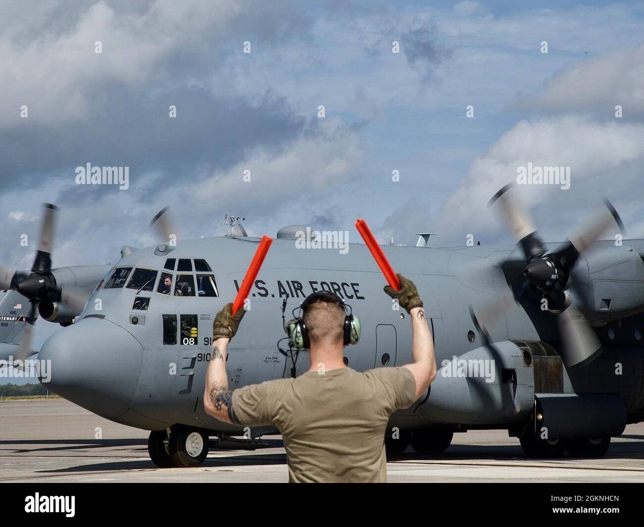 45th aeromedical evacuation squadron hi-res stock photography and ...
