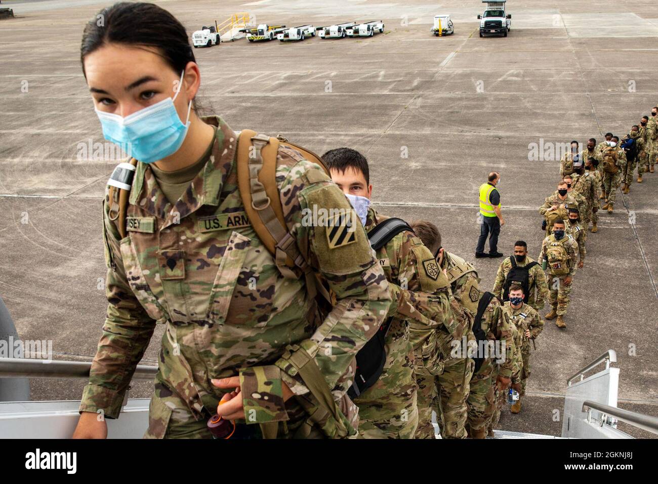 U.S. Army Soldiers from the Georgia Army National Guard’s Fort Benning ...