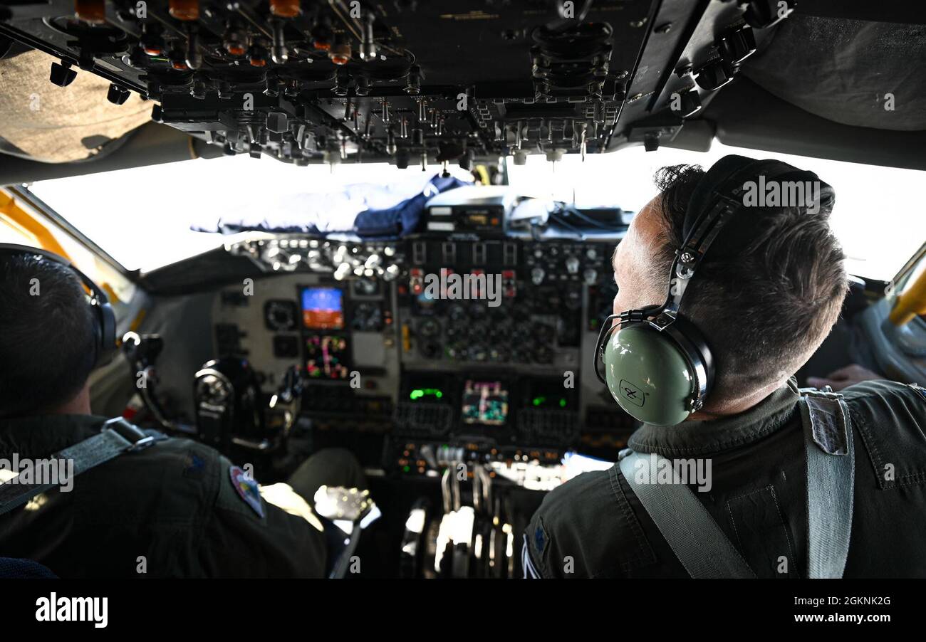 U.S. Air Force Lt. Col. John Talafuse, 100th Air Refueling Wing ...