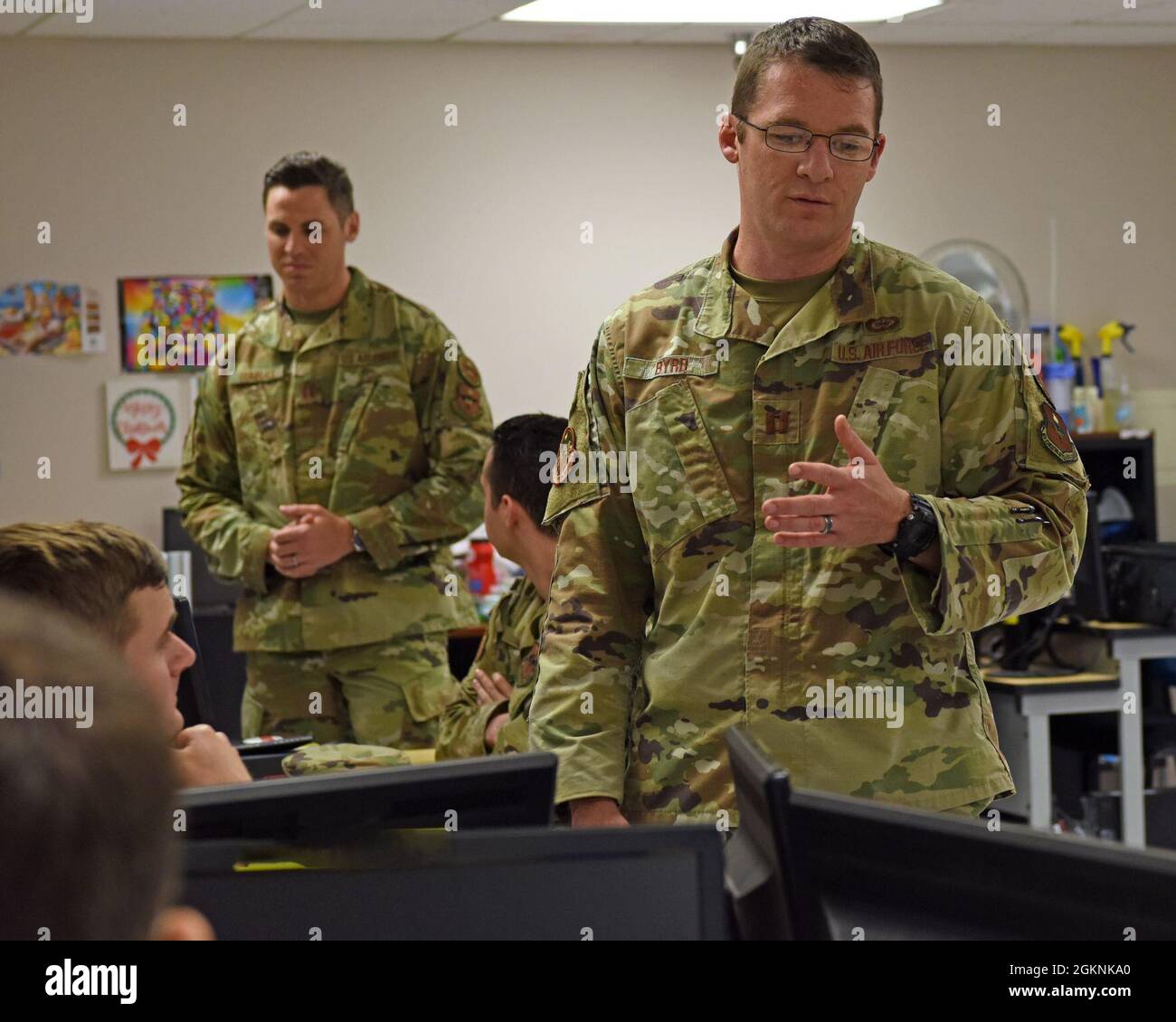 14n intelligence officer course hi-res stock photography and images - Alamy