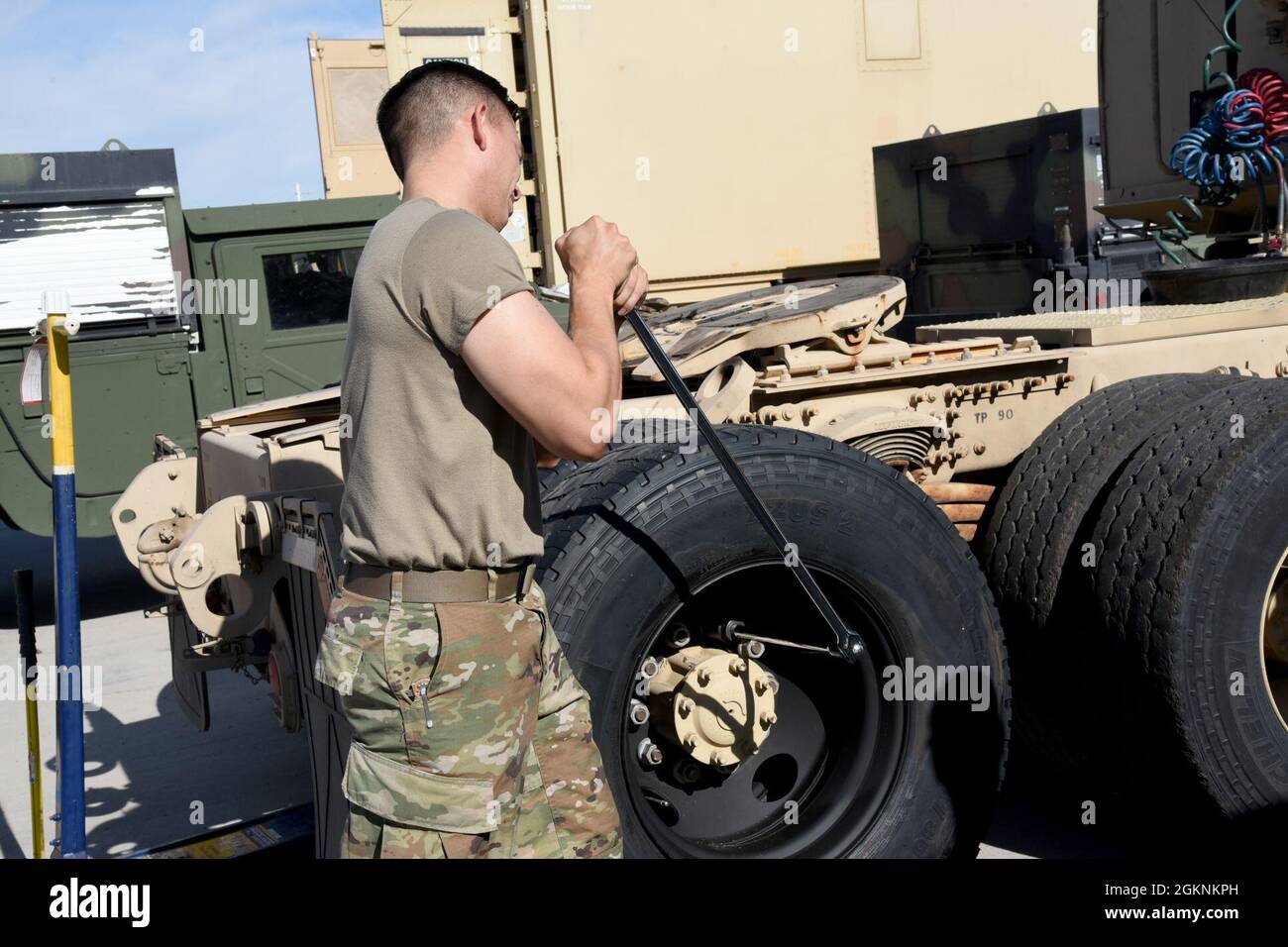 M915 hi-res stock photography and images - Alamy