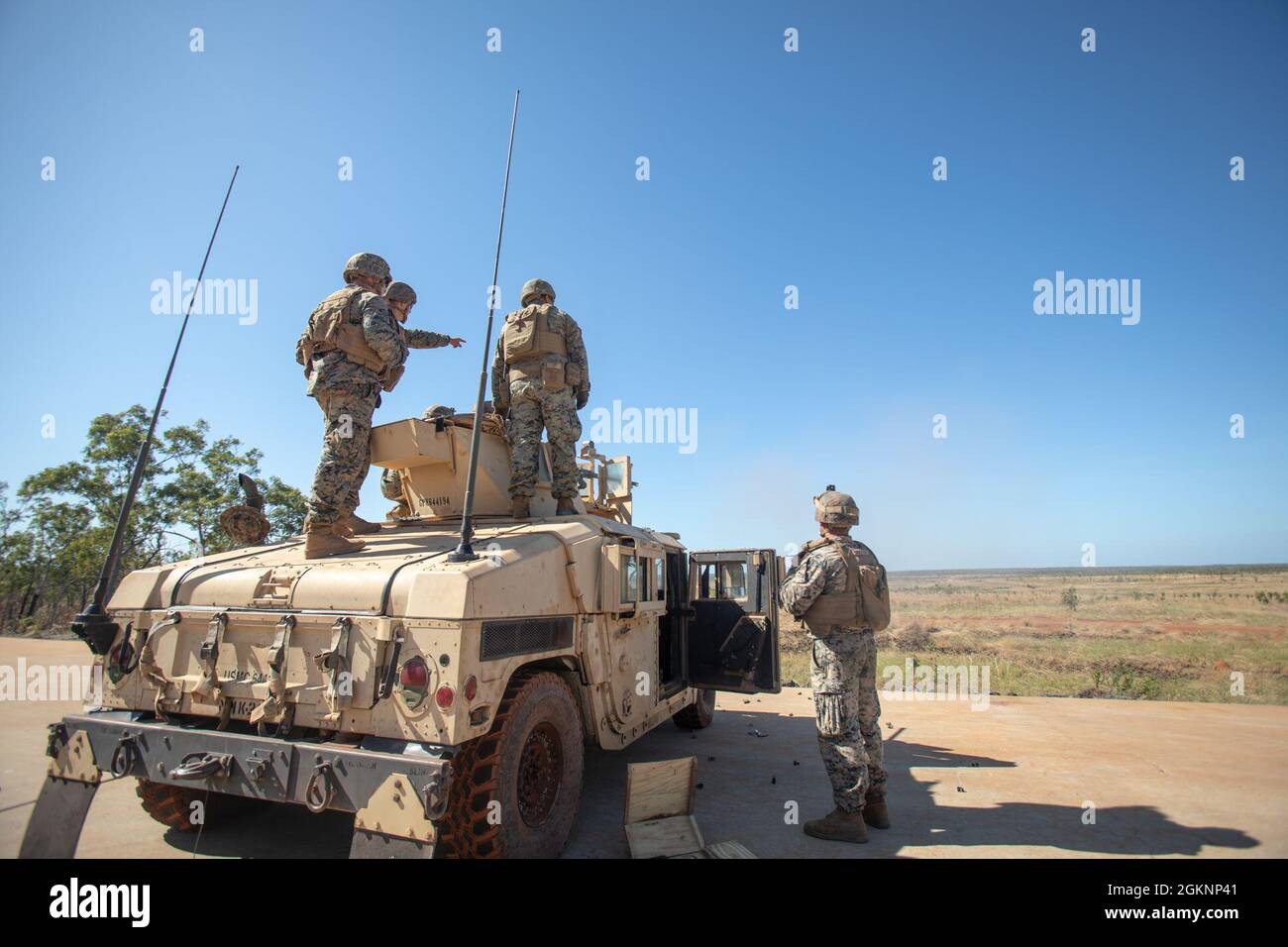 U.S. Marines with Combat Logistics Battalion 7 and 1st Battalion, 7th ...