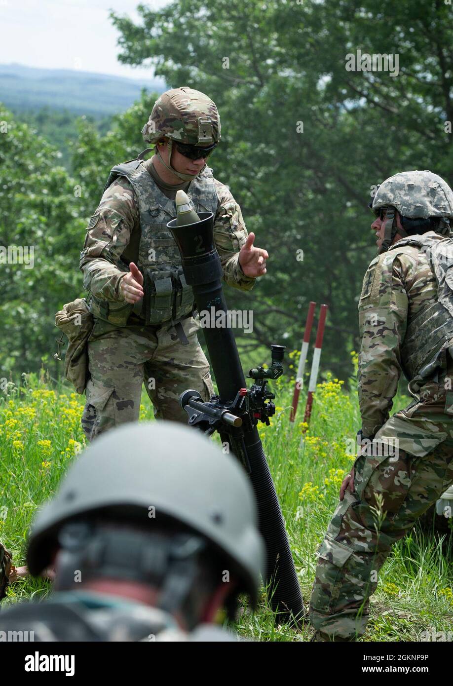 Soldiers from the Wisconsin National Guard’s 1st Battalion, 128th ...