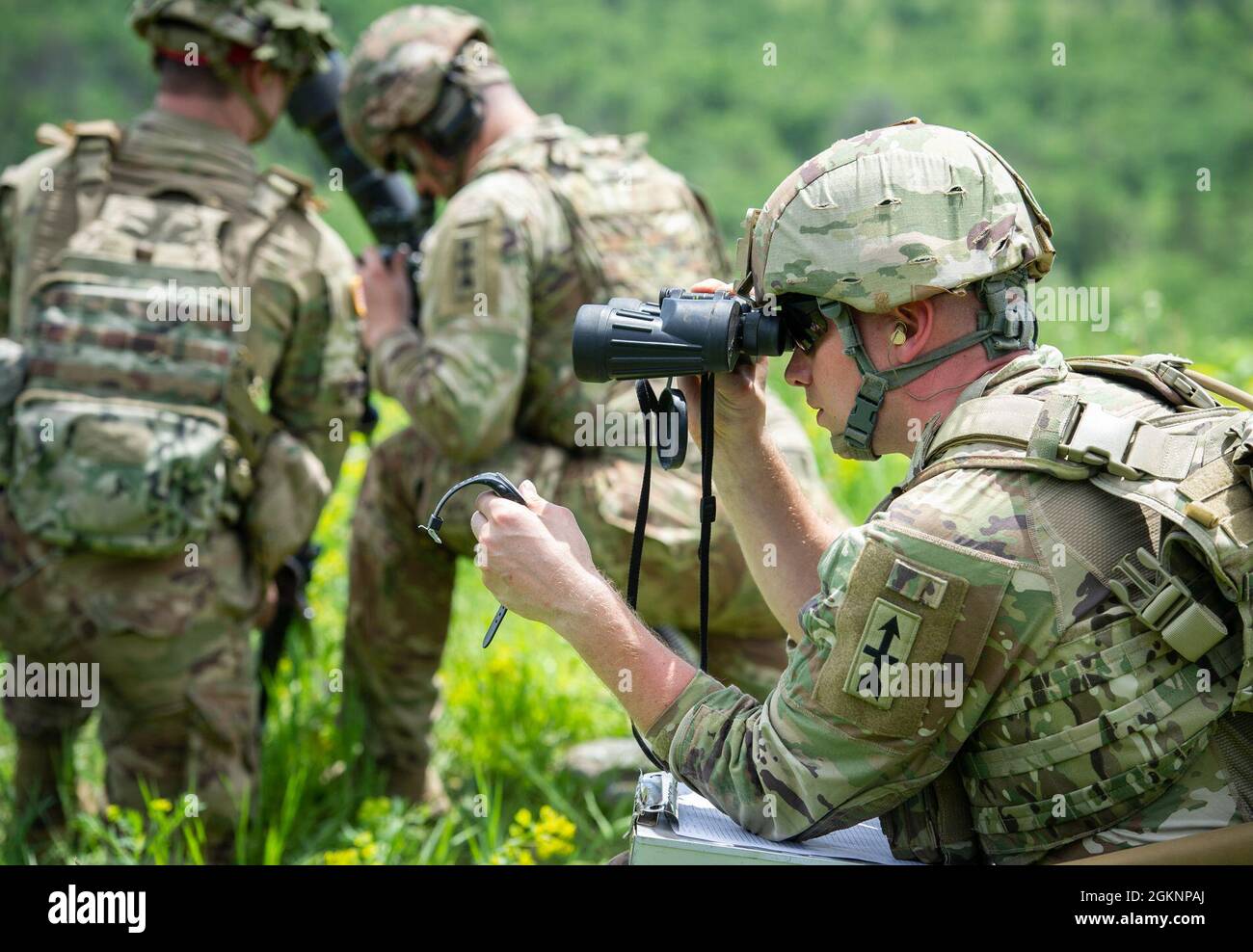 Soldiers from the Wisconsin National Guard’s 1st Battalion, 128th ...