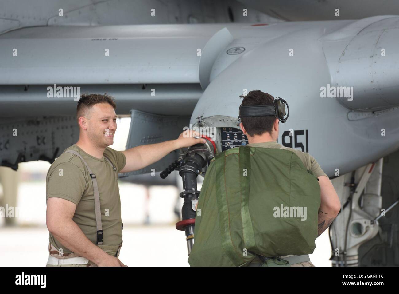 Members from the 442d Logistics Readiness Squadron work with crew ...