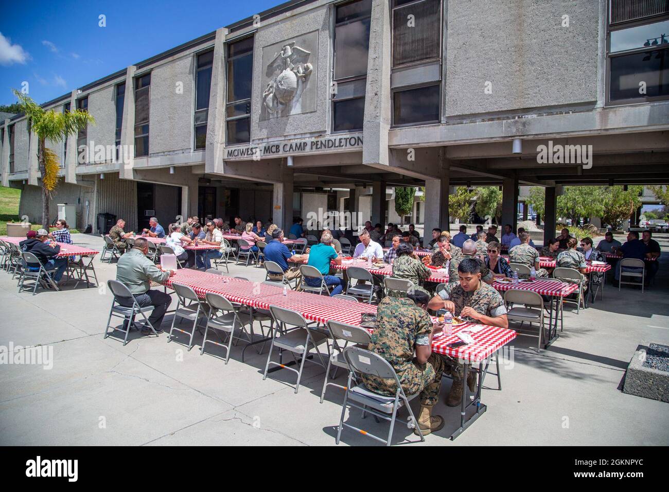 U.S. Marines, sailors and civilians with Marine Corps Installations ...