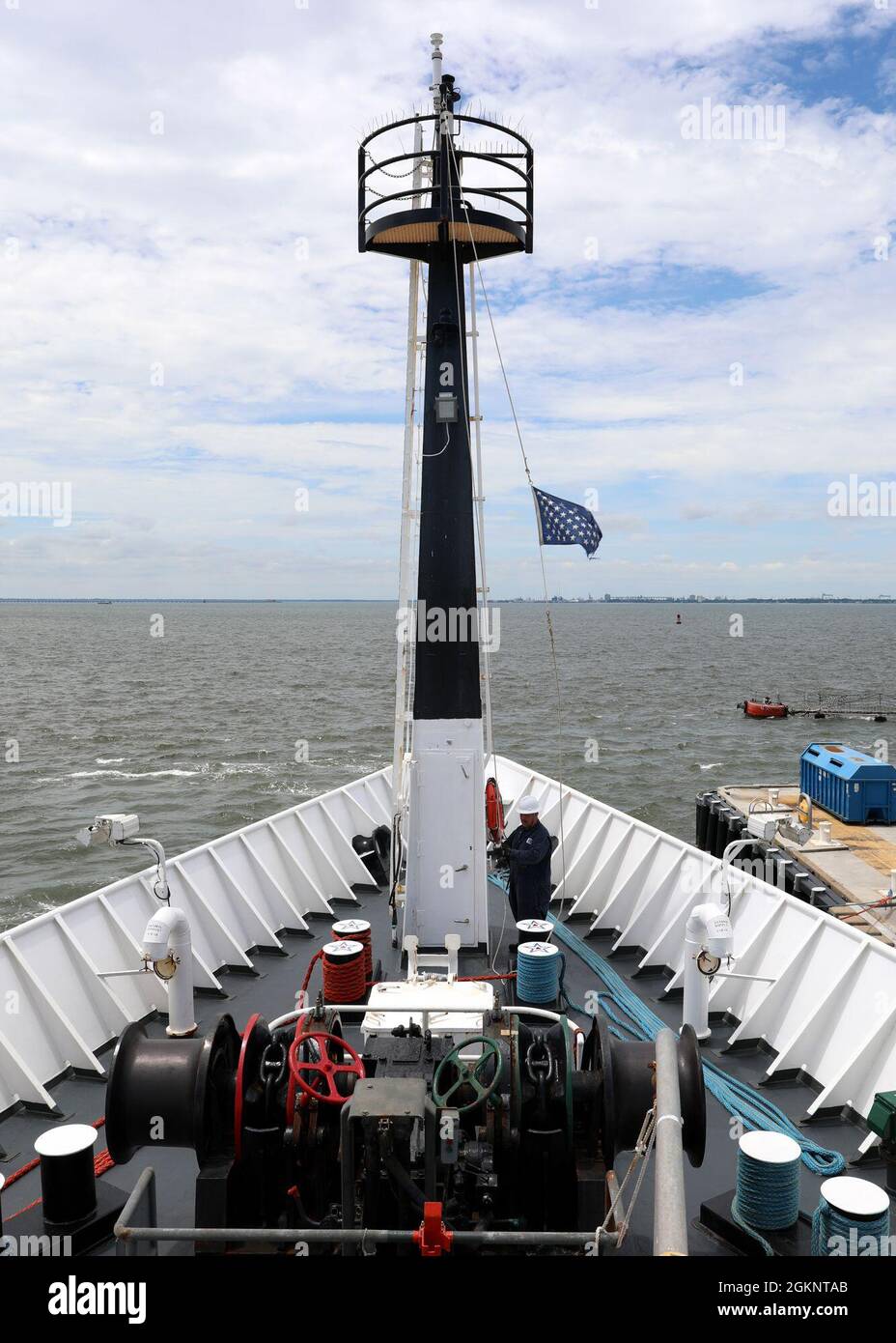 Civilian mariner hi-res stock photography and images - Alamy