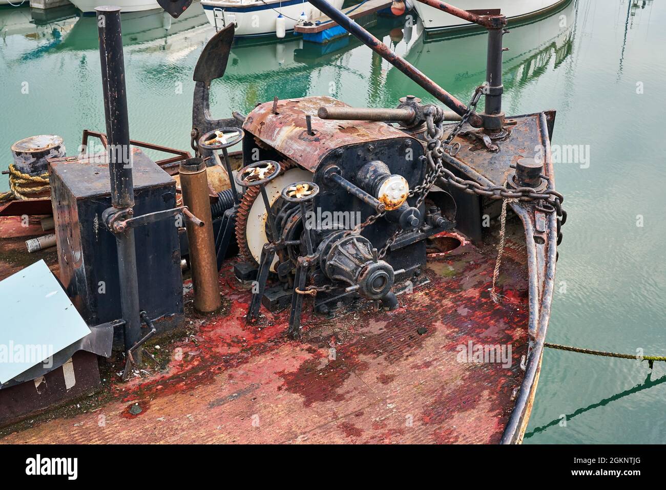 Mechanism for raising an anchor on an old barge Stock Photo - Alamy