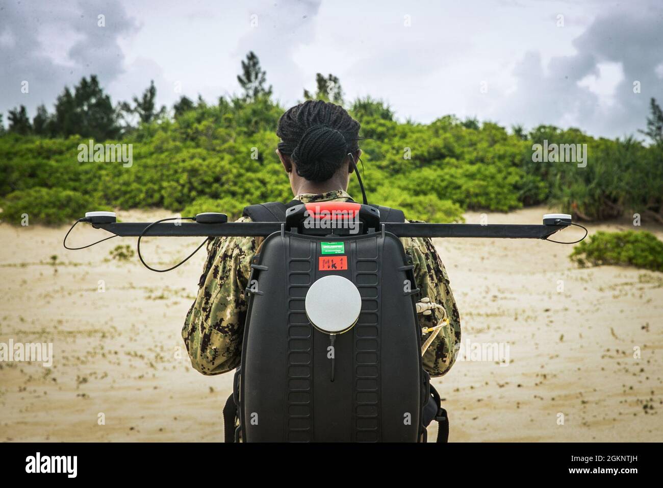 U.S. Navy EACN Tiniece Thomas, engineering aid with Naval Mobile ...