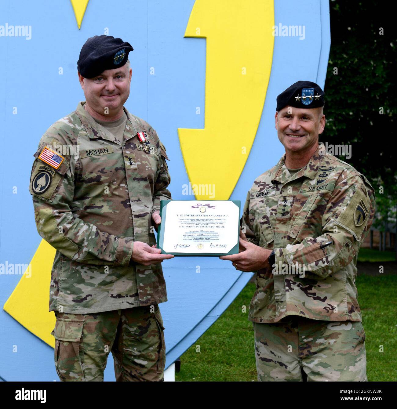 U.S. Army Gen. Christopher G. Cavoli (right), U.S. Army Europe & Africa ...