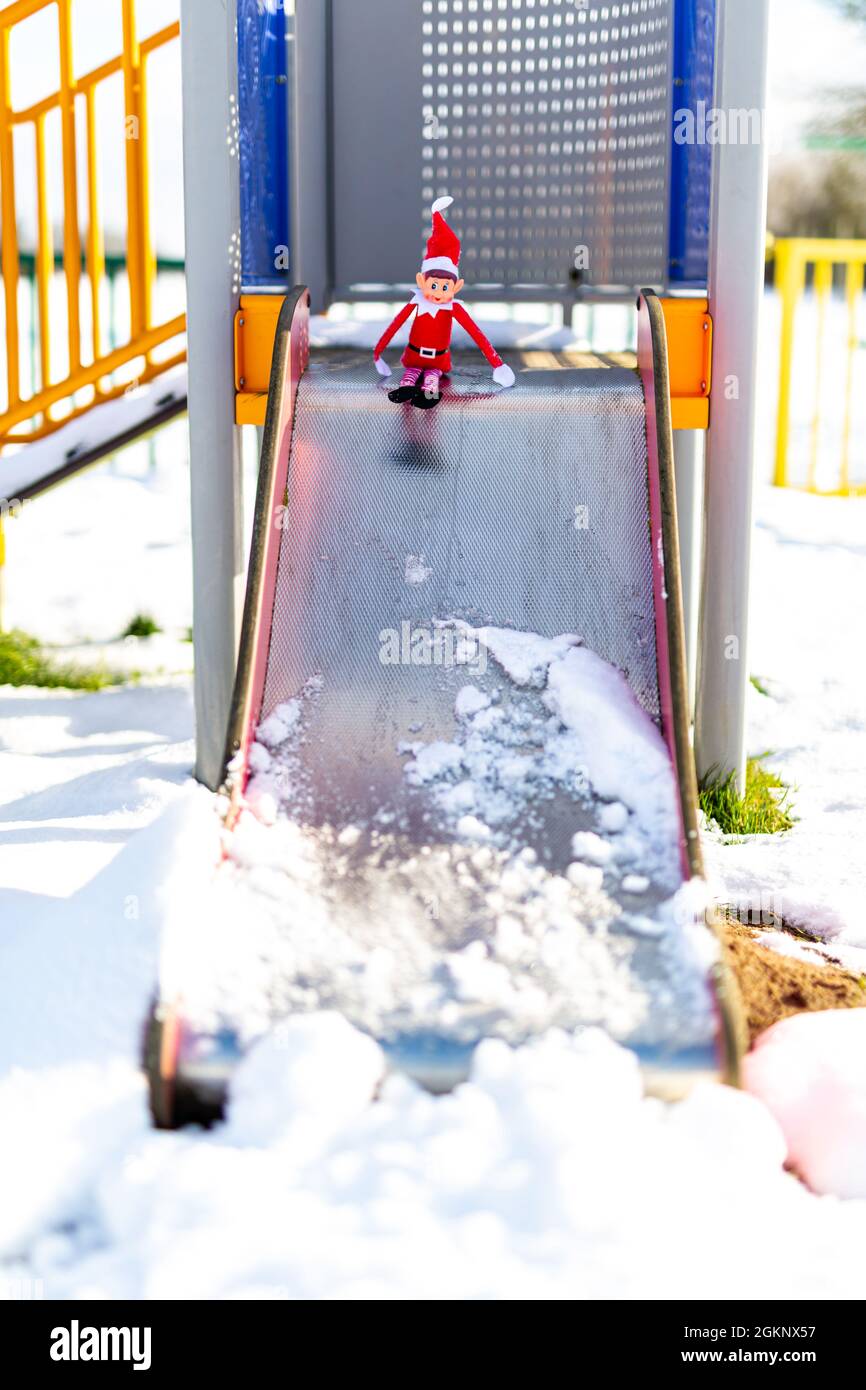 Happy kids in elf hi-res stock photography and images - Alamy