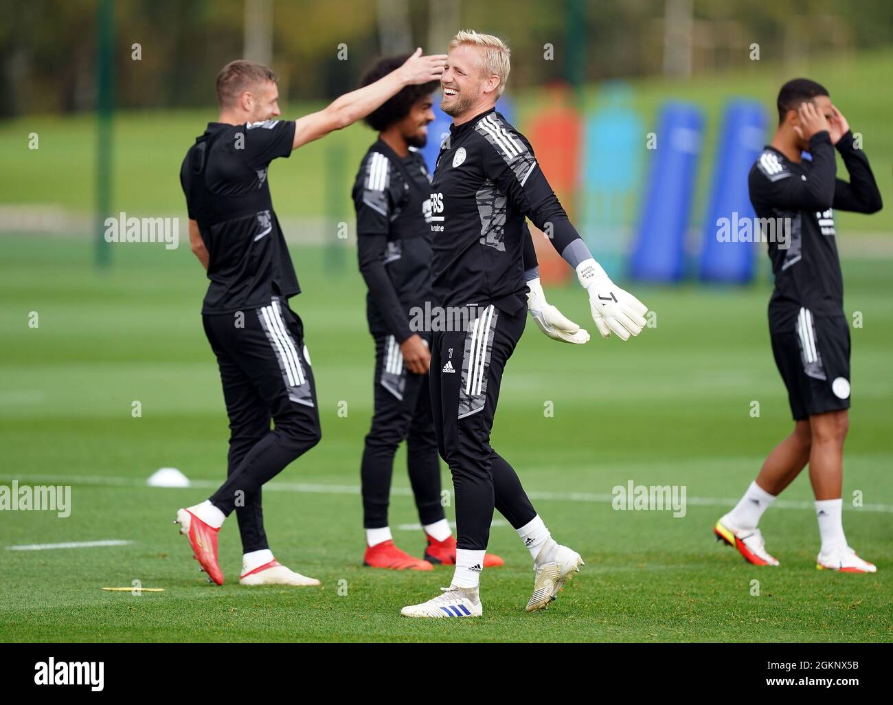 Kasper schmeichel training hi-res stock photography and images - Alamy