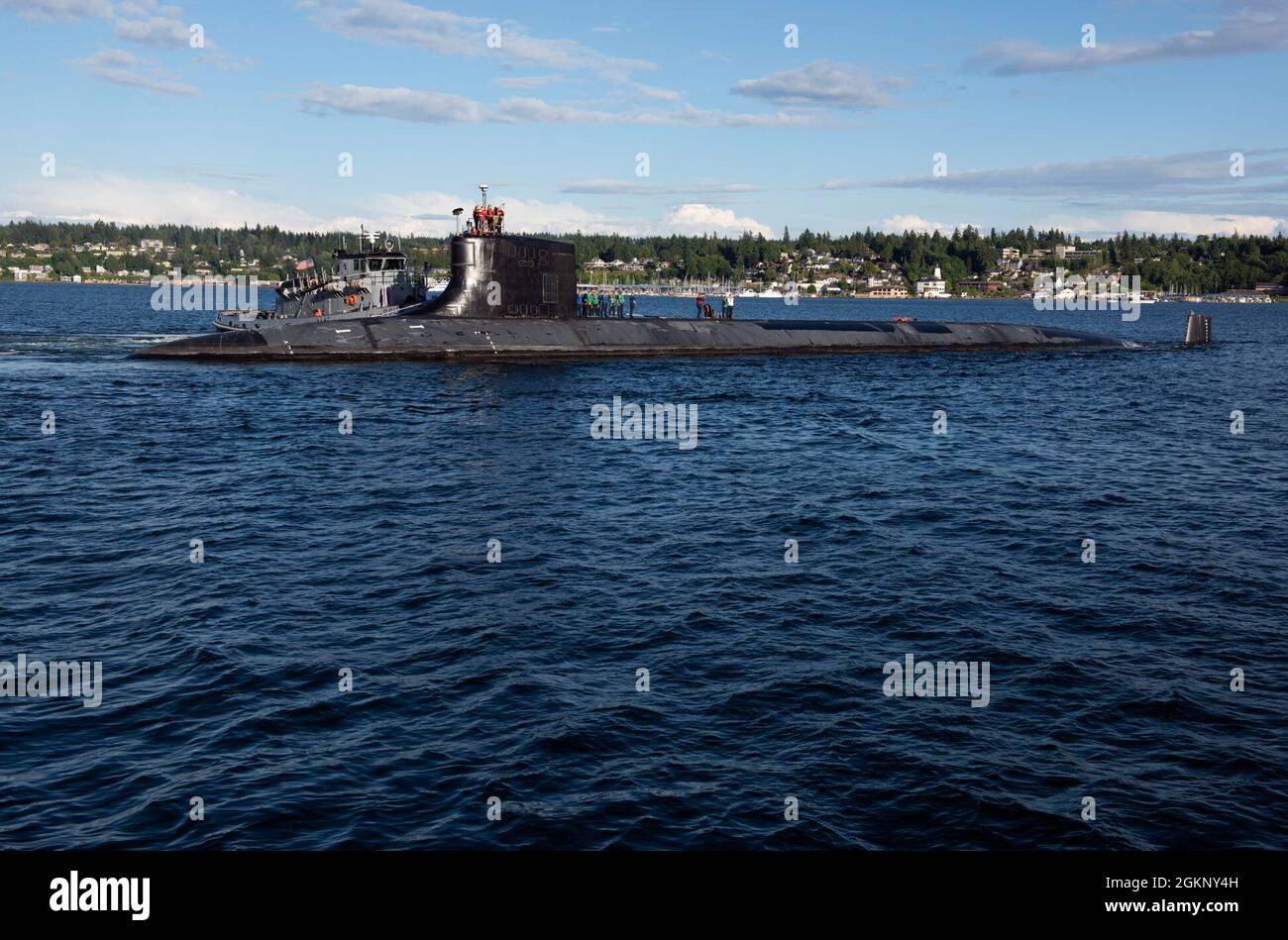 BREMERTON, Wash. – The Seawolf-class fast-attack submarine USS Seawolf (SSN 21) departs Naval ...