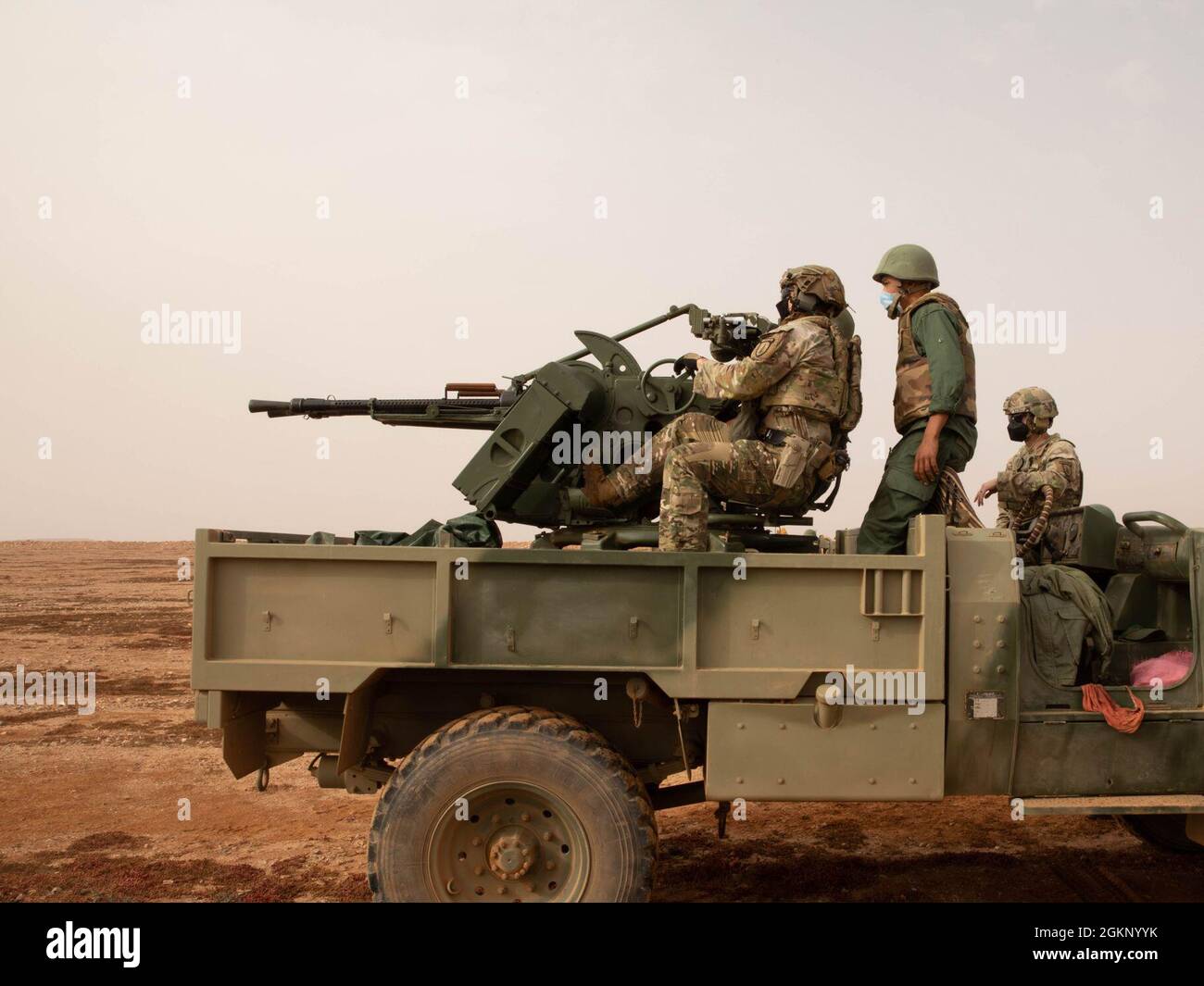 Crew serve weapon hi-res stock photography and images - Alamy