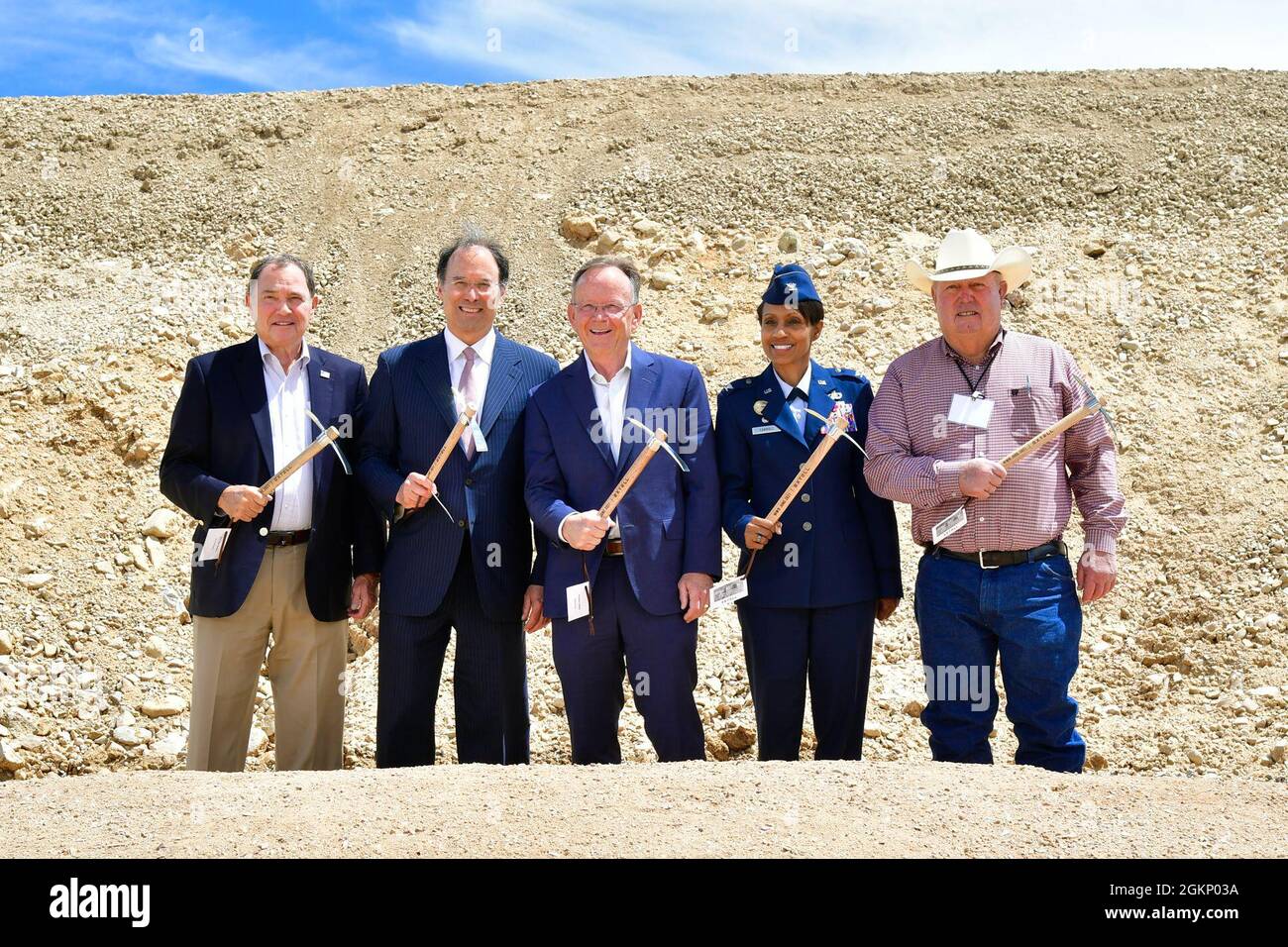 Mida air hi-res stock photography and images - Alamy