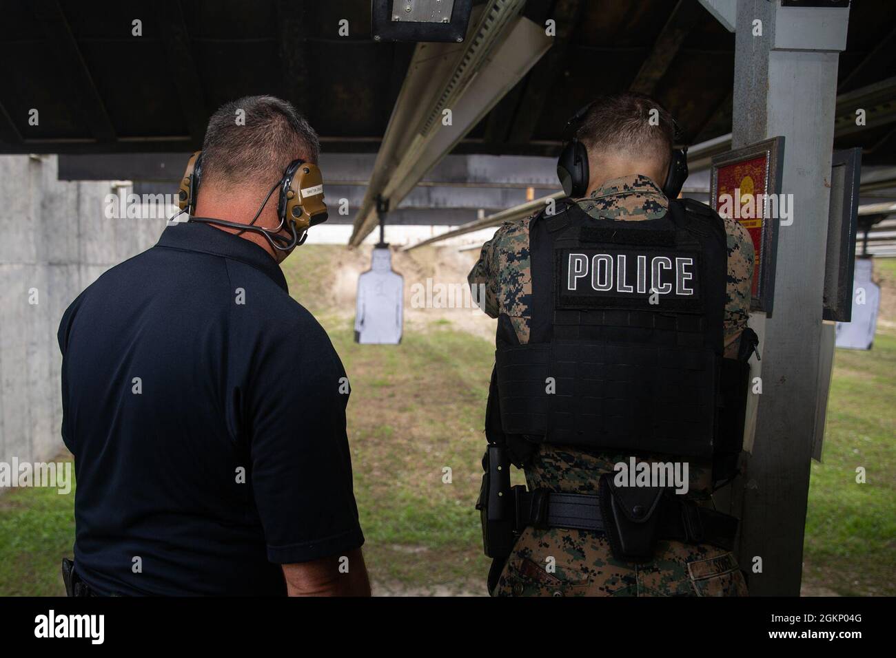 Marine corps police department officer hi-res stock photography and ...