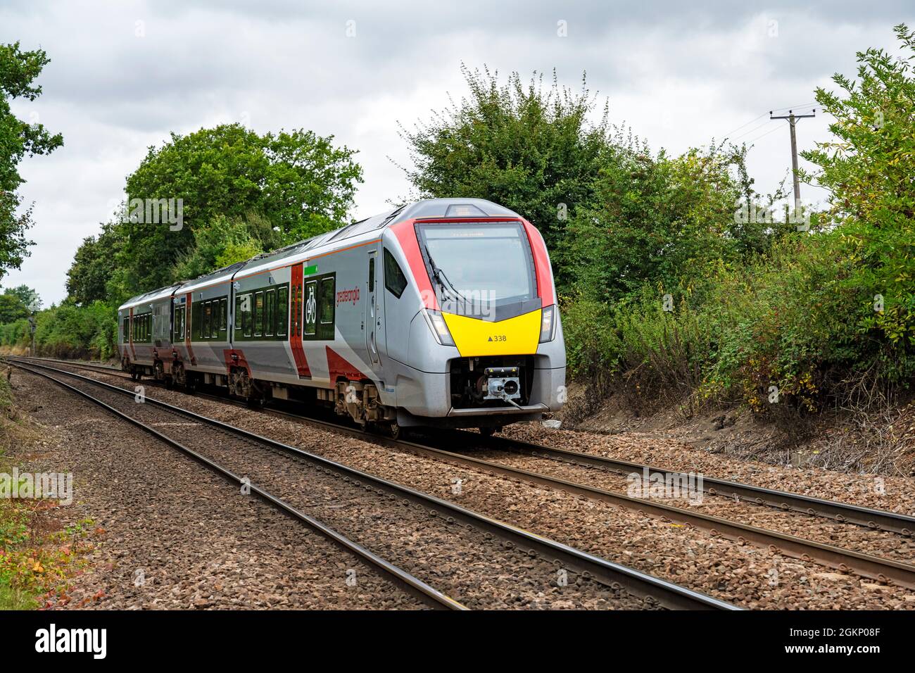 Dual powered trains hi-res stock photography and images - Alamy
