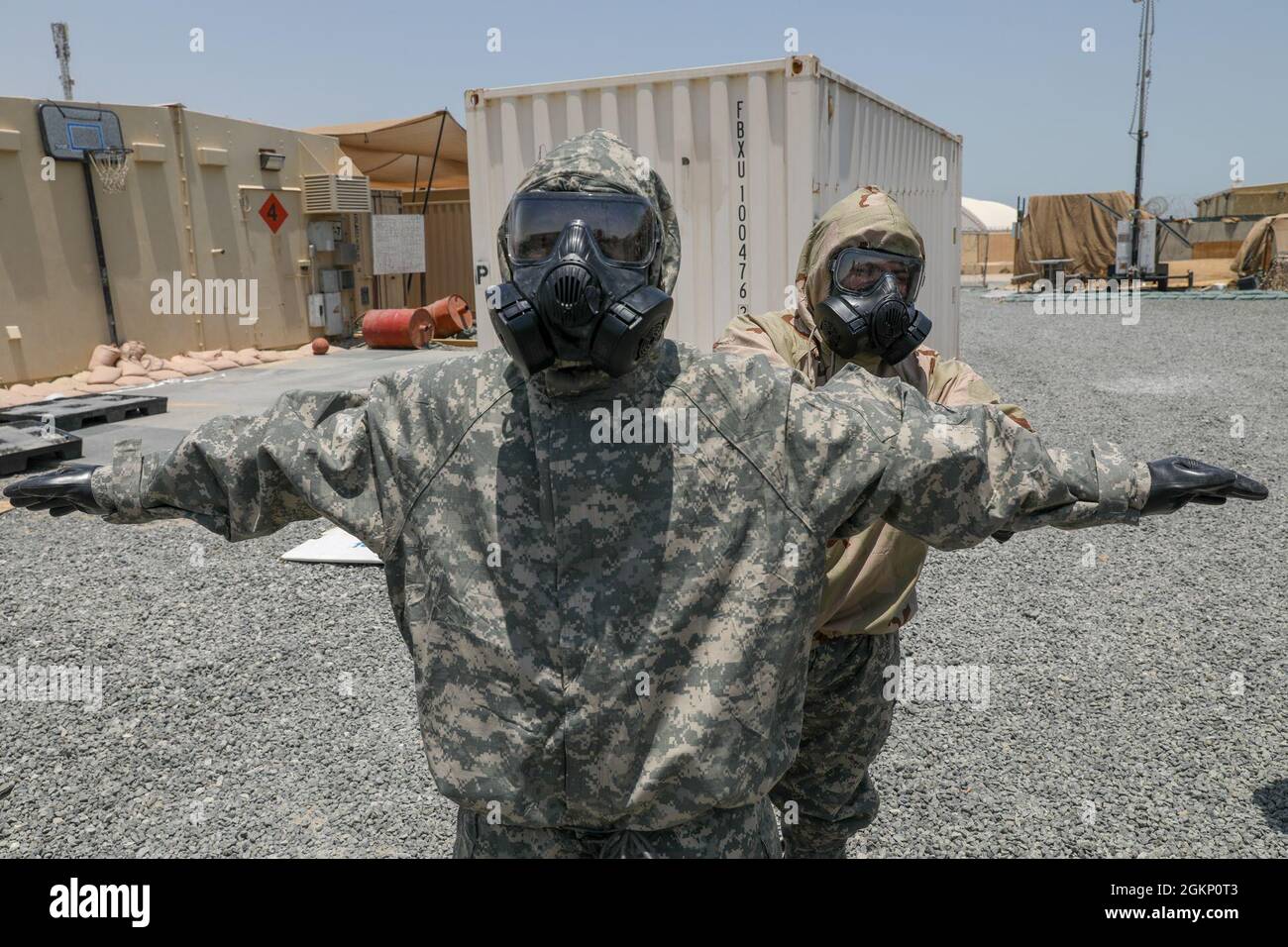 U.S. Army Soldiers, assigned to 1-181st Field Artillery Regiment, Task ...