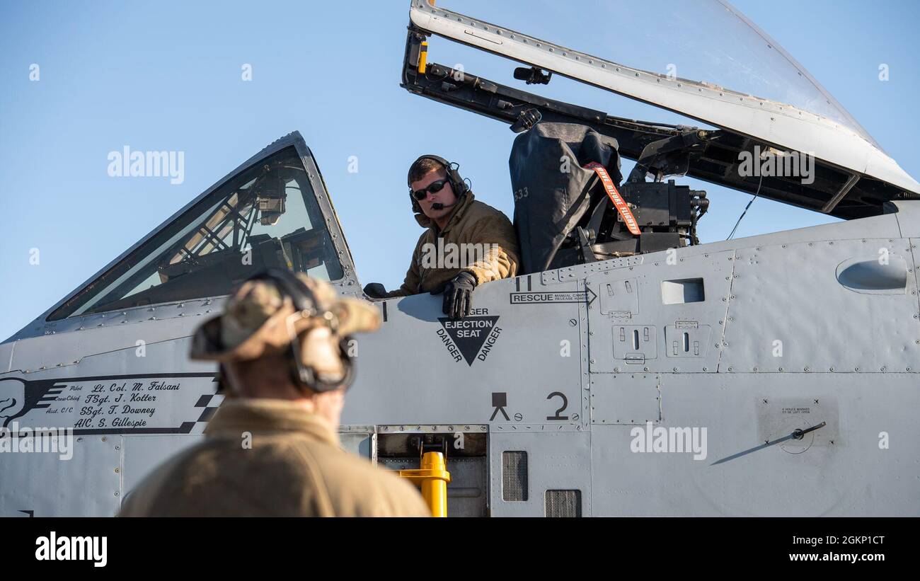 Technical Sgt. Stacey T Skinner II, an aircraft armament systems ...