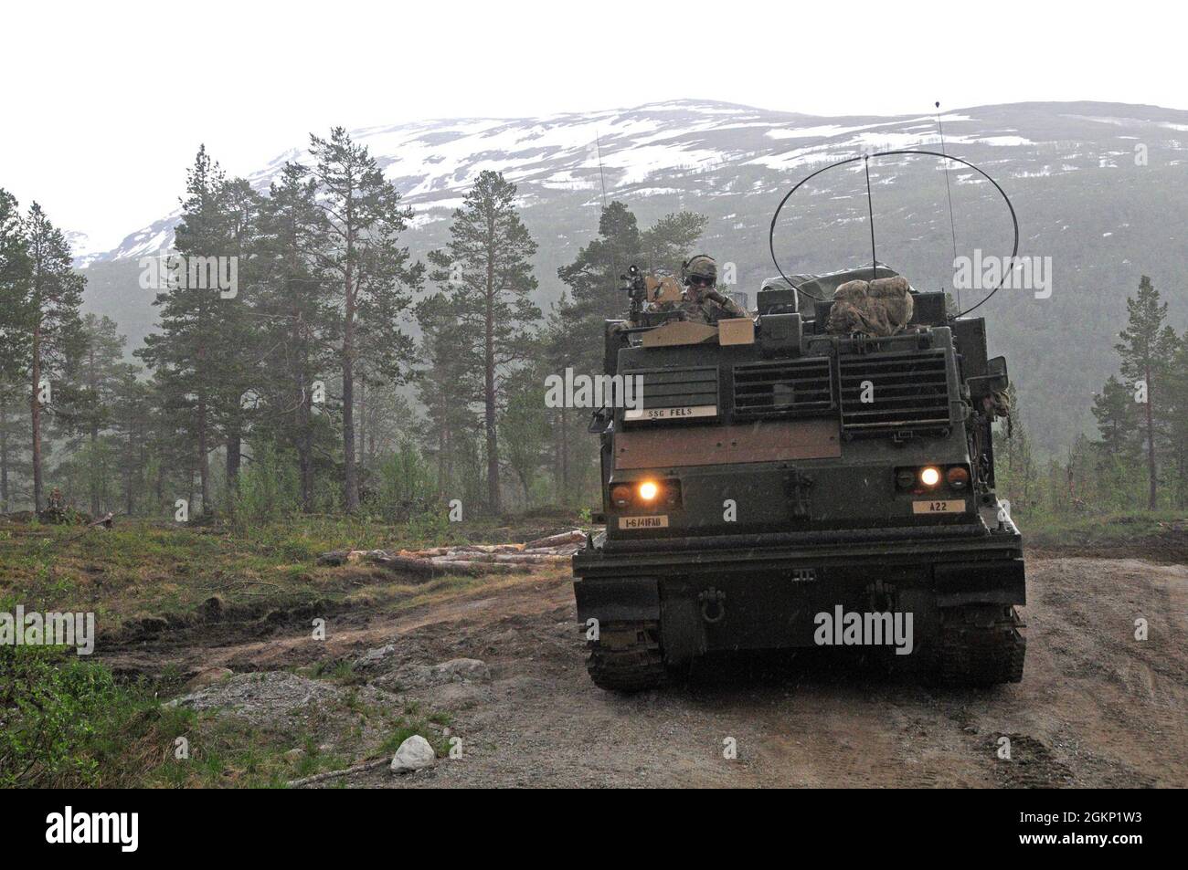Soldiers assigned to 1st Battalion, 6th Field Artillery Regiment, 41st ...