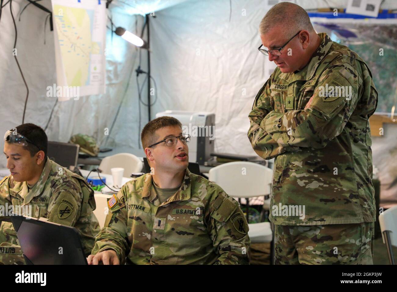 450th civil affairs hi-res stock photography and images - Alamy