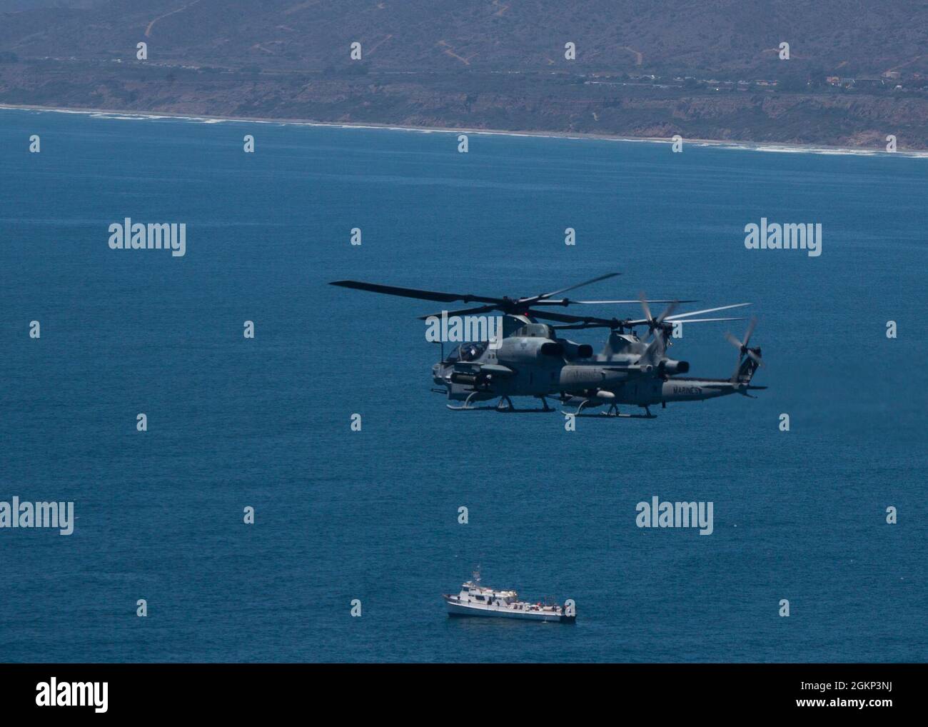 U.S. Marines attached to Marine Light Attack Helicopter Squadron 267 ...