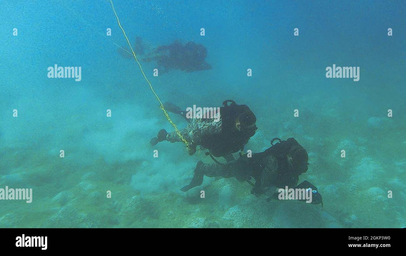 U.S. Marines with 2d Reconnaissance Battalion (2d Recon), 2d Marine ...