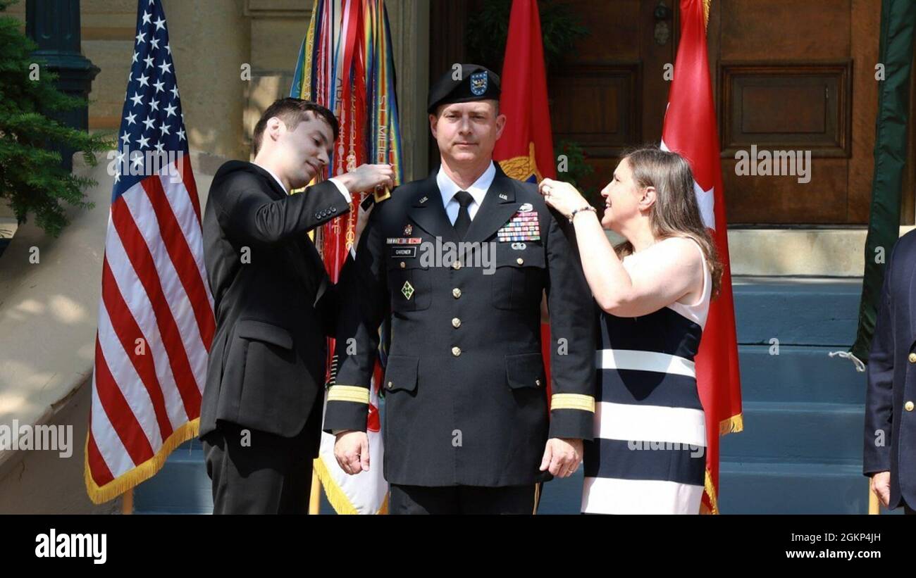 U.S. Army Brig. Gen. Gavin Gardner’s wife and son pin the insignia of ...