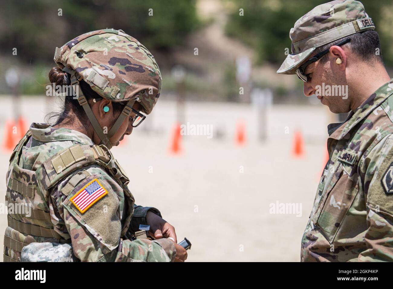U.S. Army Soldiers with the New Jersey National Guard's 508th Military ...