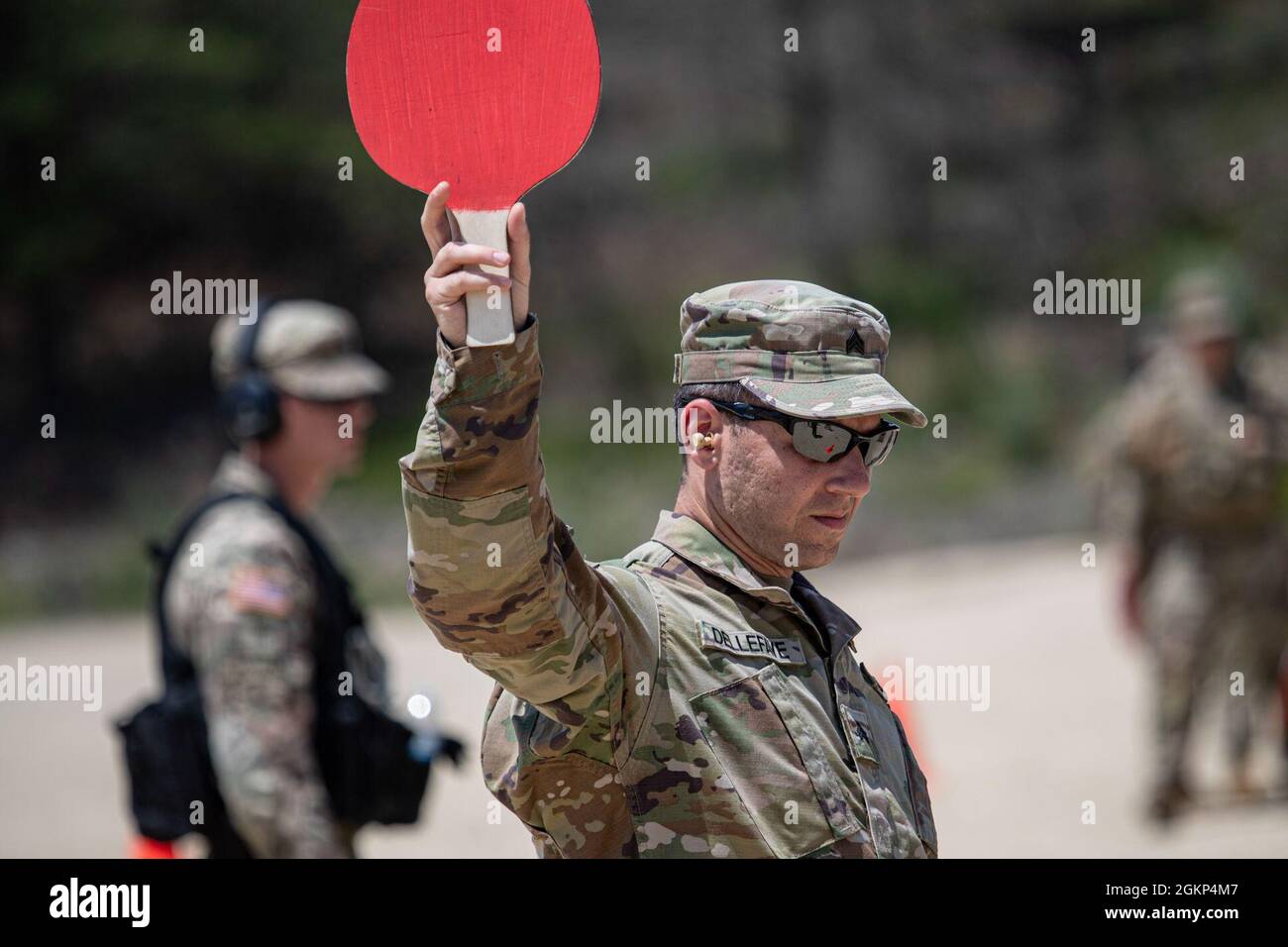 U.S. Army Soldiers with the New Jersey National Guard's 508th Military ...