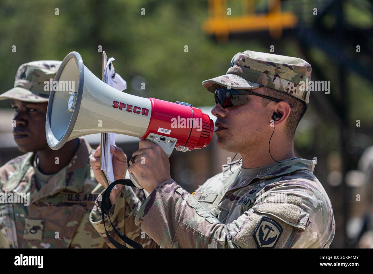 U.S. Army Soldiers with the New Jersey National Guard's 508th Military ...