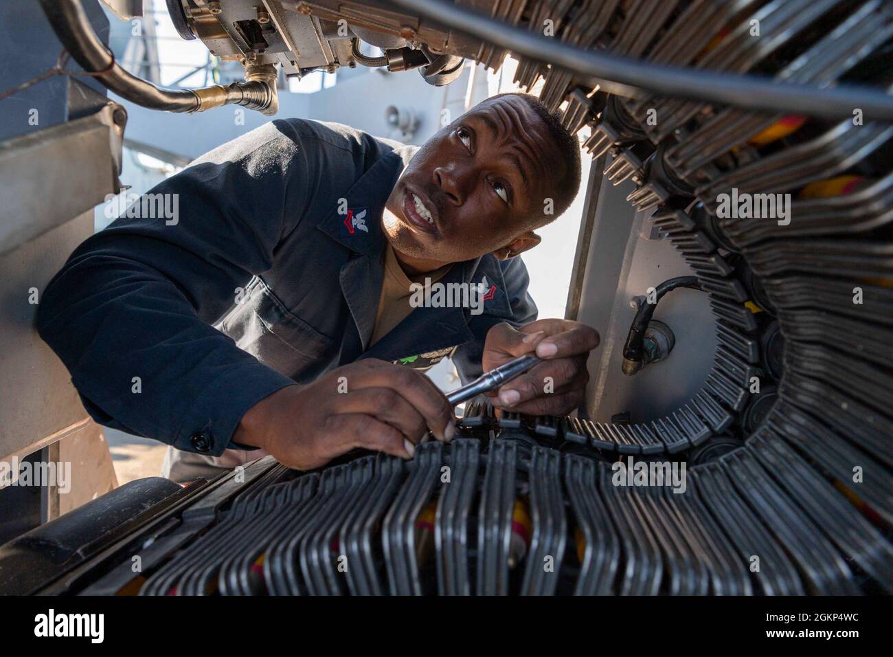 210610-N-LN093-1015 PACIFIC OCEAN (June 10, 2021) Gunner’s Mate 2nd ...