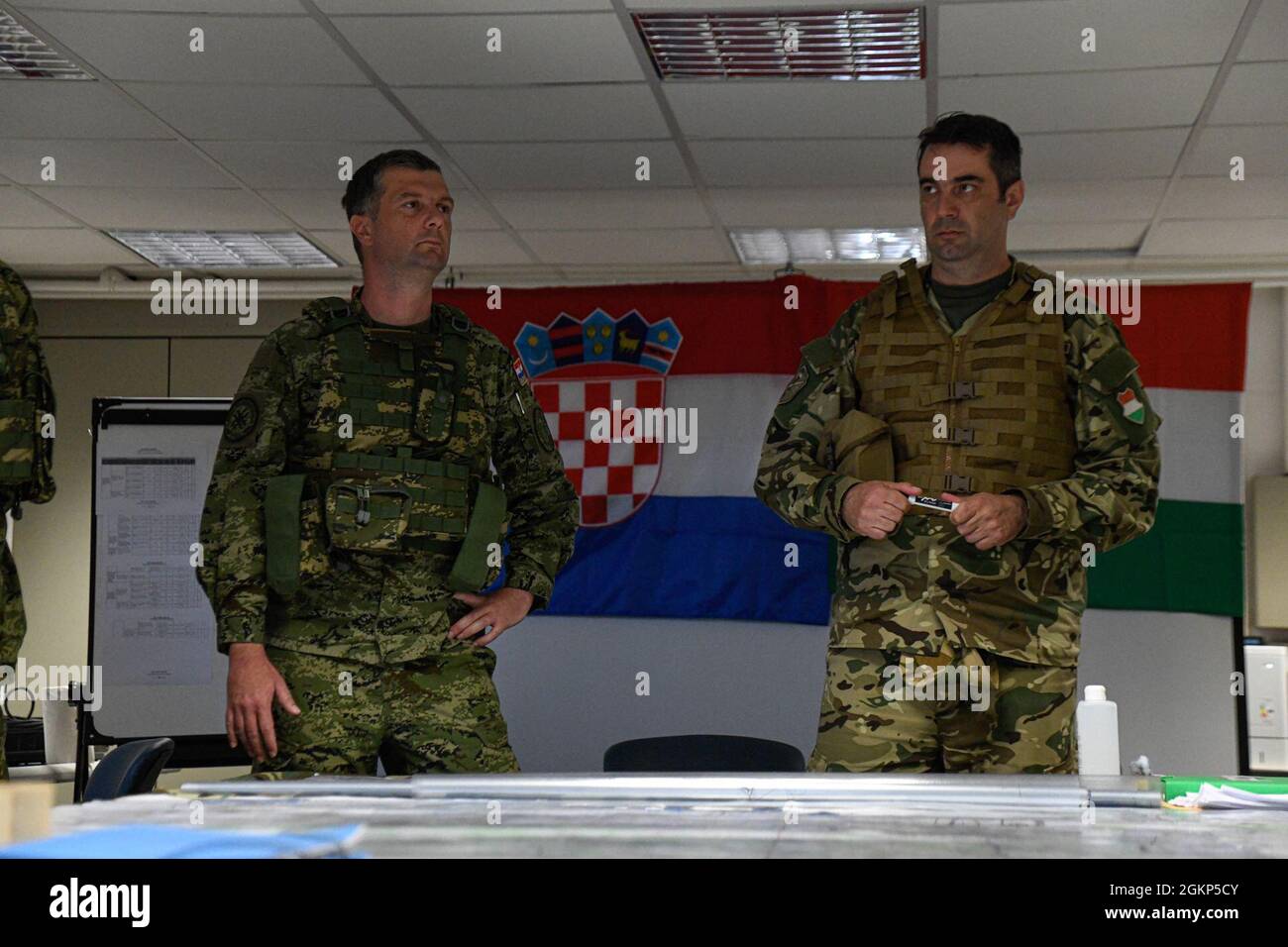 Croatian and Hungarian Soldiers from the HQ Multinational Division ...
