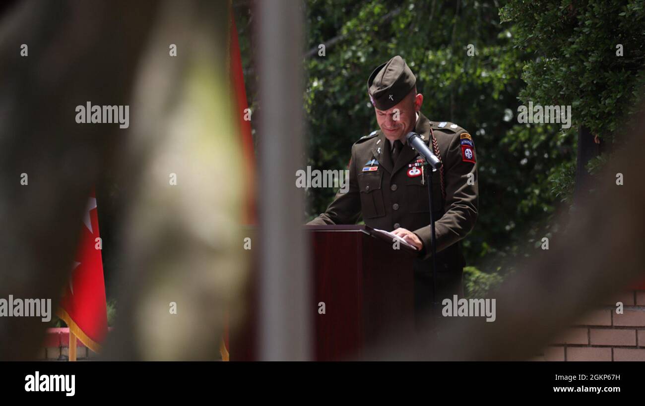 U.S. Army Chaplain (Lt. Col.) Brian Koyn, the 82nd Airborne Division ...