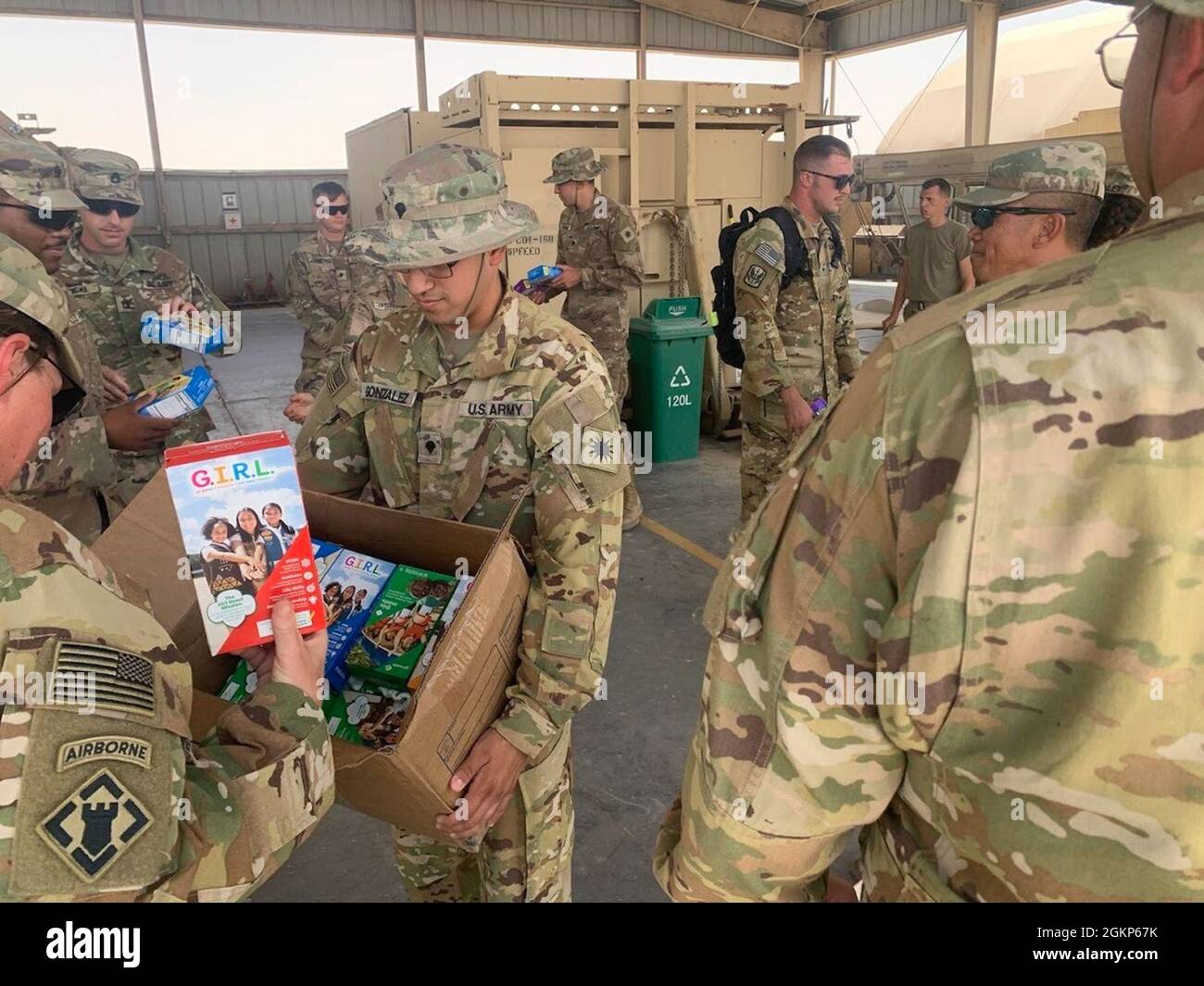 Spc. Ramon Gonzalez from E Company, 1st Battalion, 168th Aviation ...
