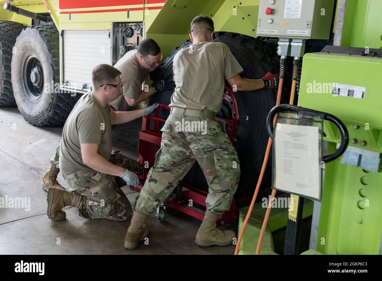 (From left to right) U.S. Air Force Staff Sgt. Seth Hott, Staff Sgt ...