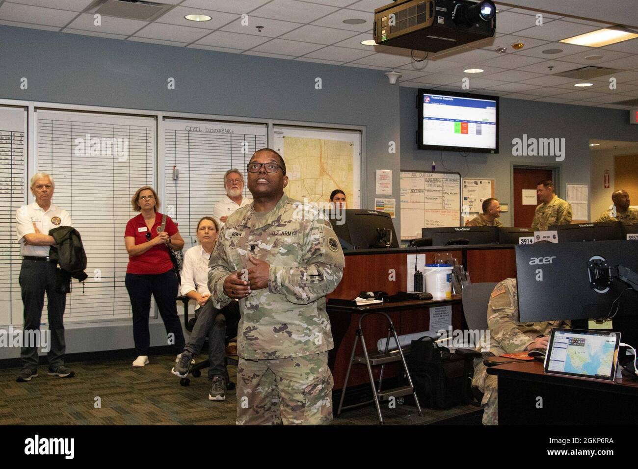 U s army lt col brown hi-res stock photography and images - Alamy