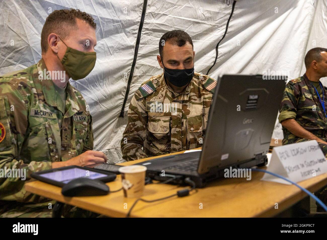 A U.S. Paratrooper assigned to the 19th Special Forces Group (Airborne ...