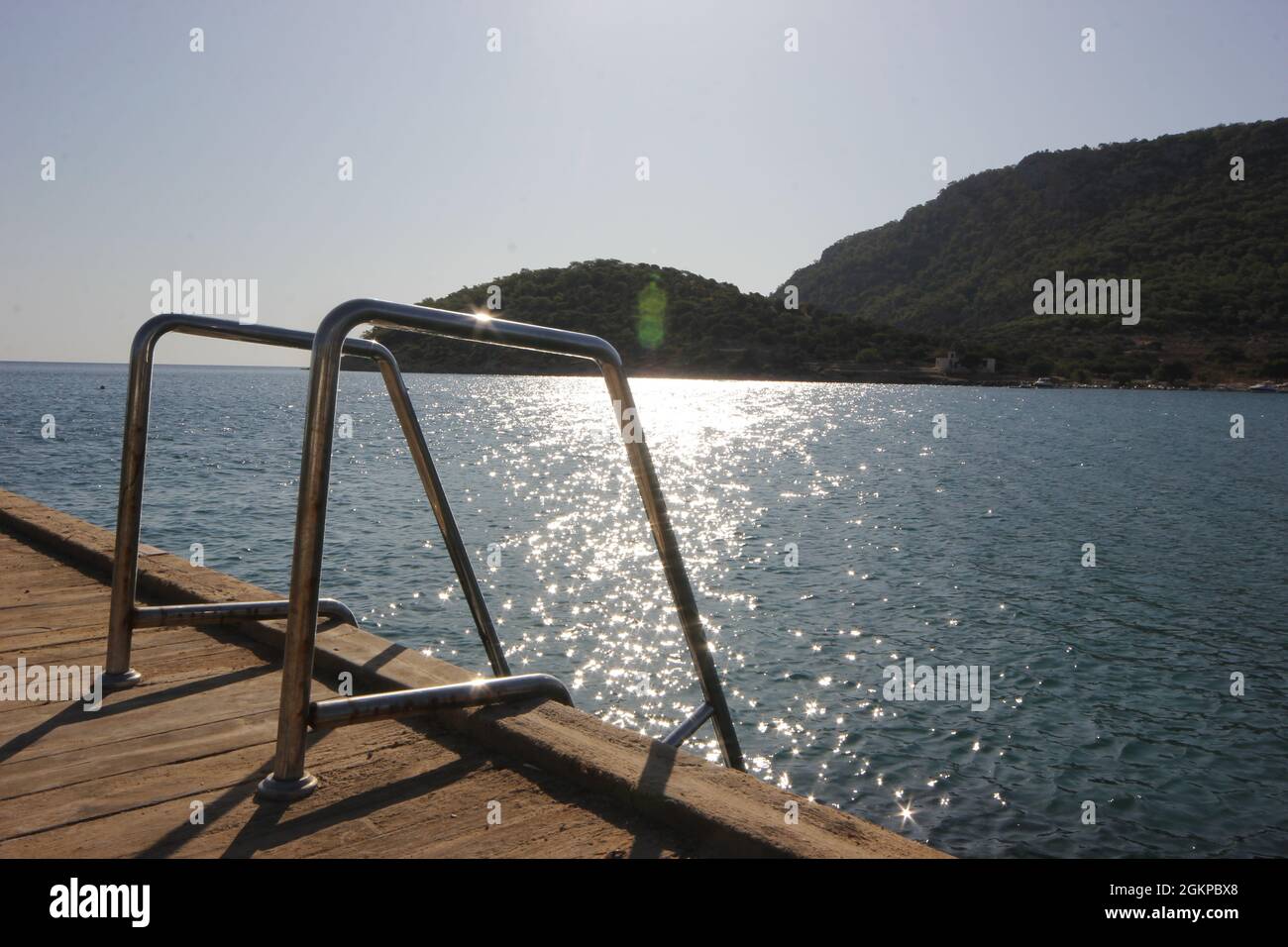 Suspended ladder hi-res stock photography and images - Alamy