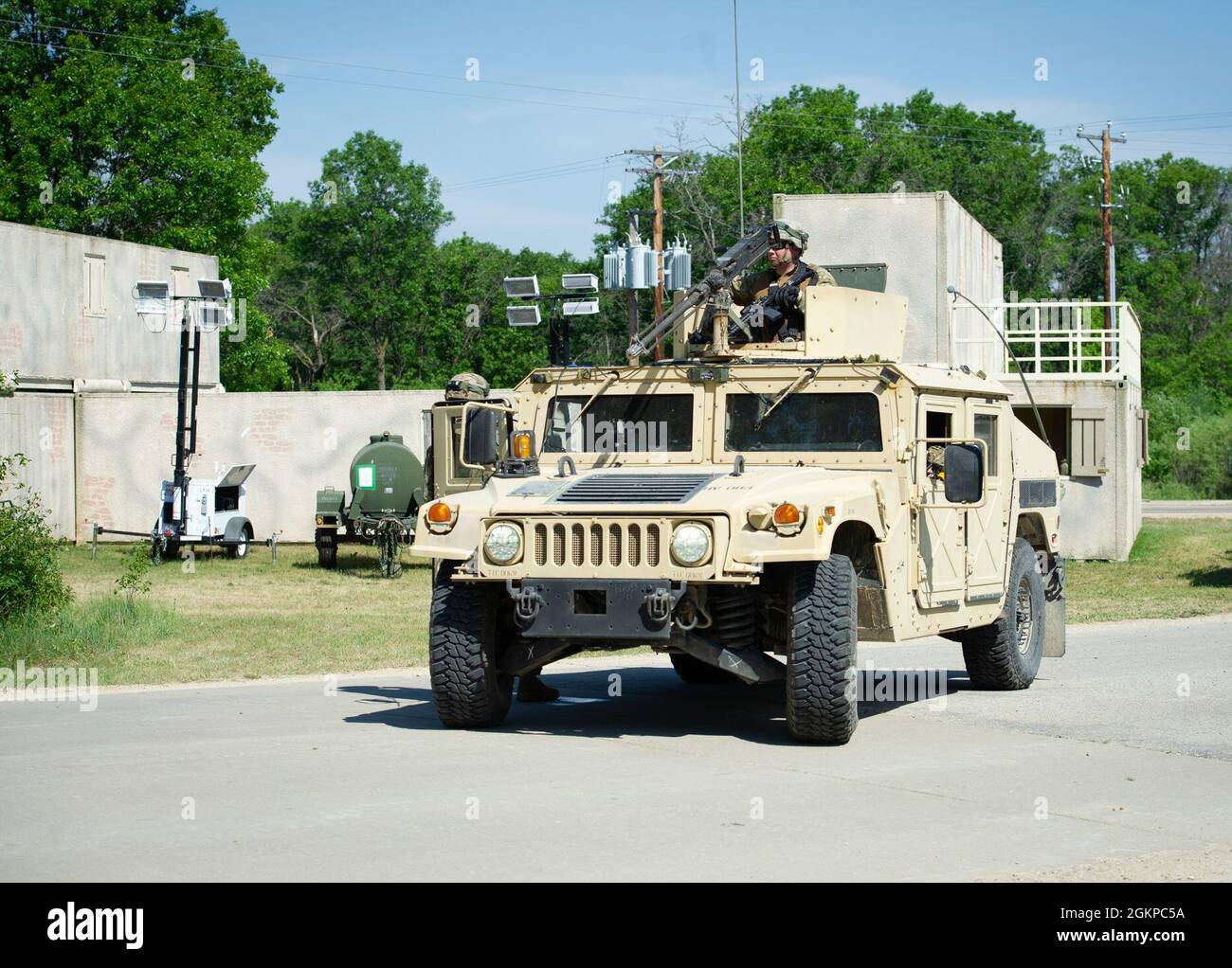 Army reserve soldiers conduct convoy security training as part of WAREX ...