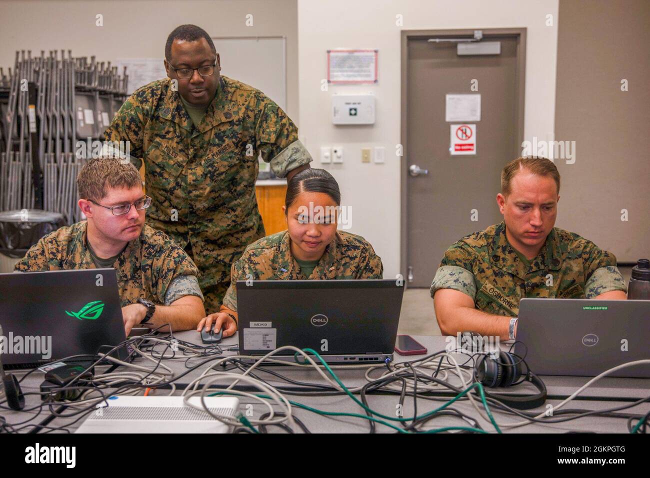 Marines discuss their network hacking plans during Cyber Yankee 21 on ...