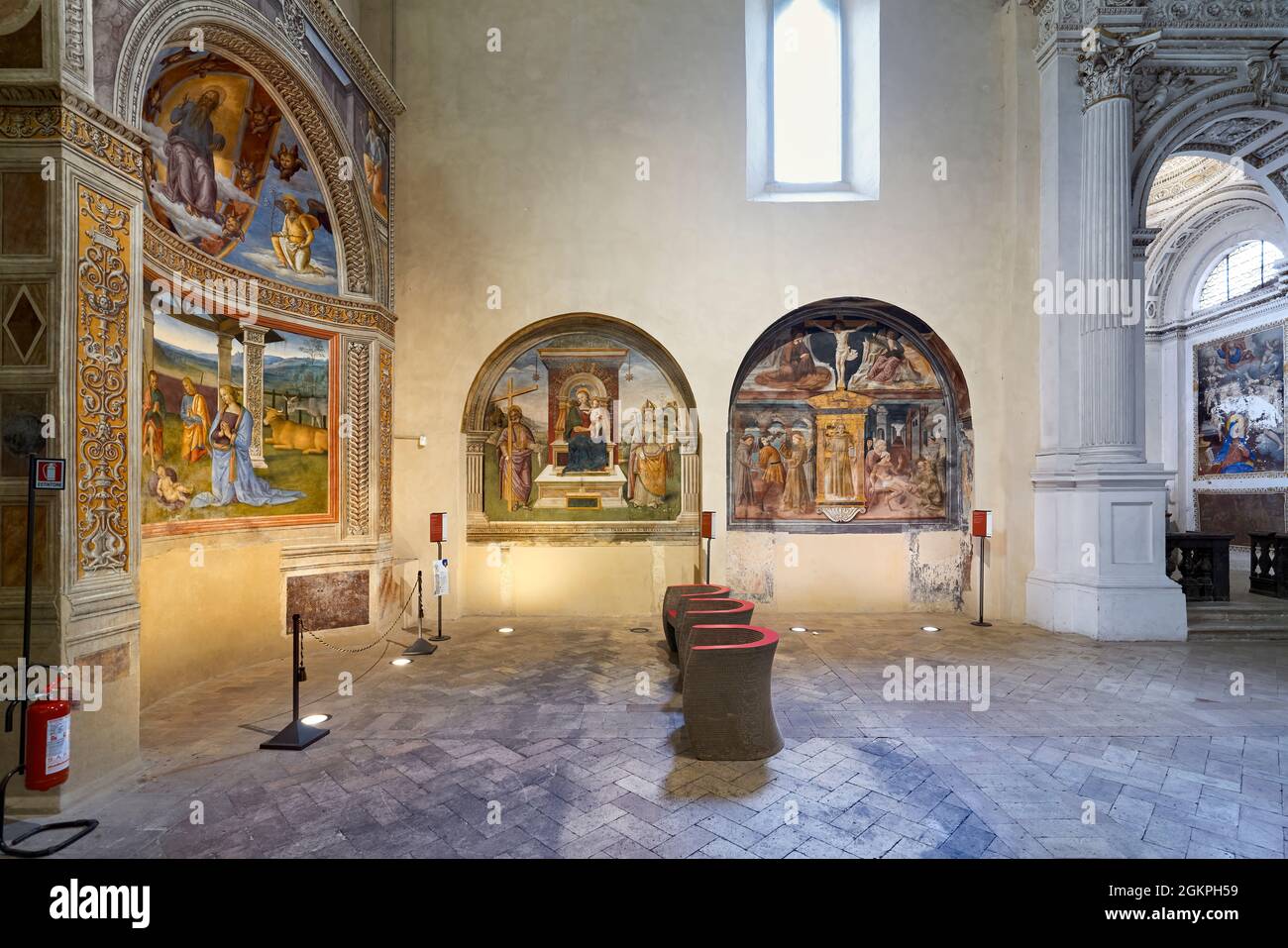 Montefalco Umbria Italy. San Francesco Church frescoed by Perugino ...