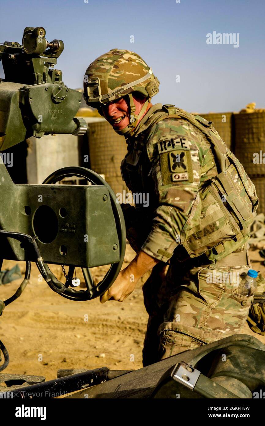 1 141 infantry hi-res stock photography and images - Alamy