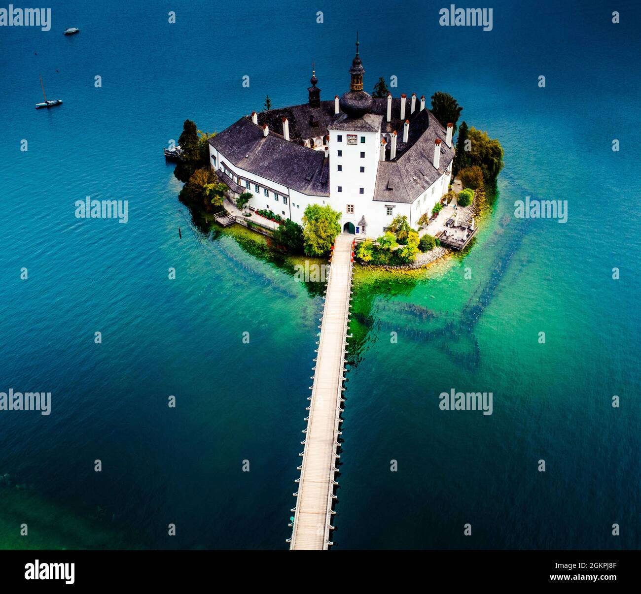 Aerial of the castle orth in lake traun hi-res stock photography and ...