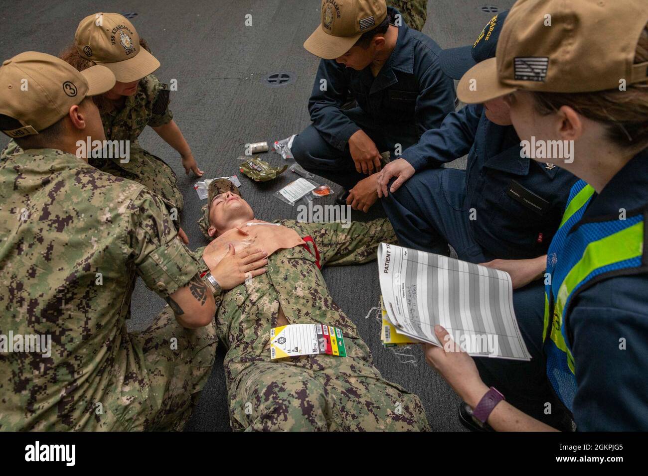 Afloat training group mayport hi-res stock photography and images - Alamy