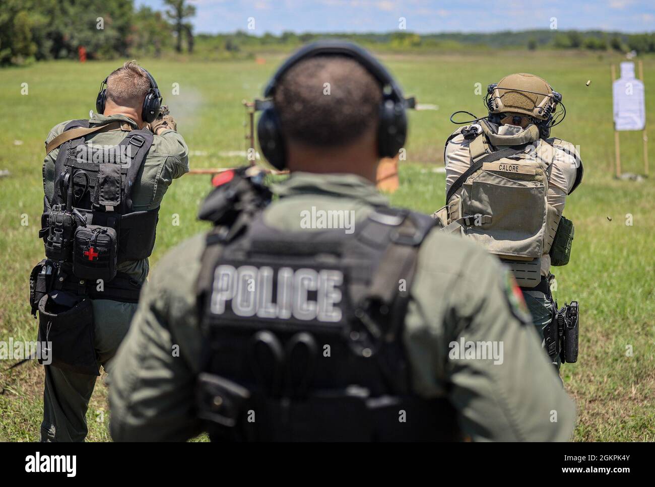U.S. Marines with the Special Response Team (SRT) and police officers ...