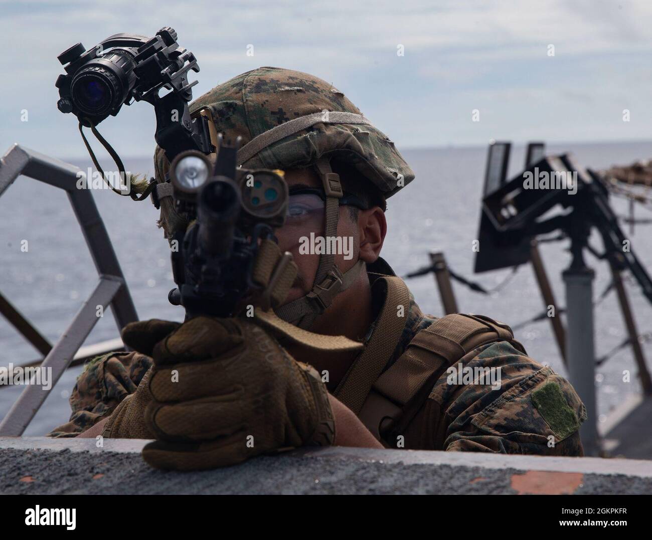 U.S. Marine with Force Reconnaissance Platoon (FRP), 31st Marine ...