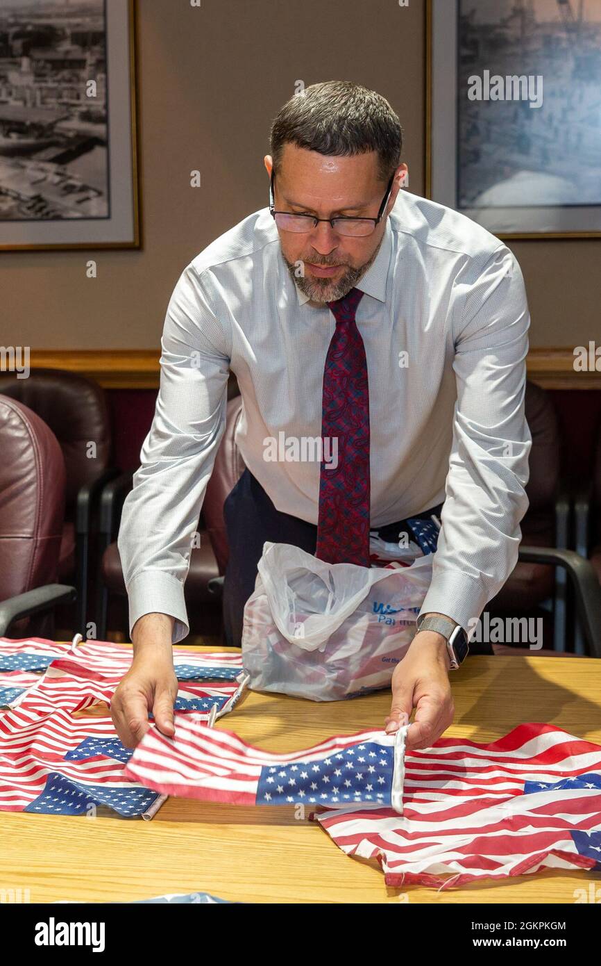 Norfolk Naval Shipyard Veteran Employee Readiness Group President Josh ...