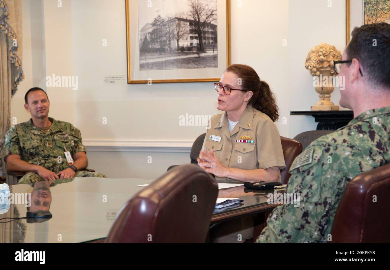 210614-N-BB298-1003 PORTSMOUTH, Va. (June 14, 2021) – Capt. Melissa ...