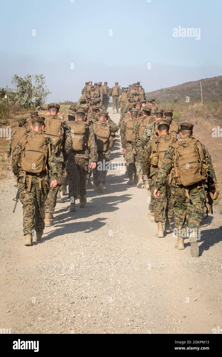 U.S. Marines with Marine Air Support Squadron 6, 4th Marine Aircraft ...